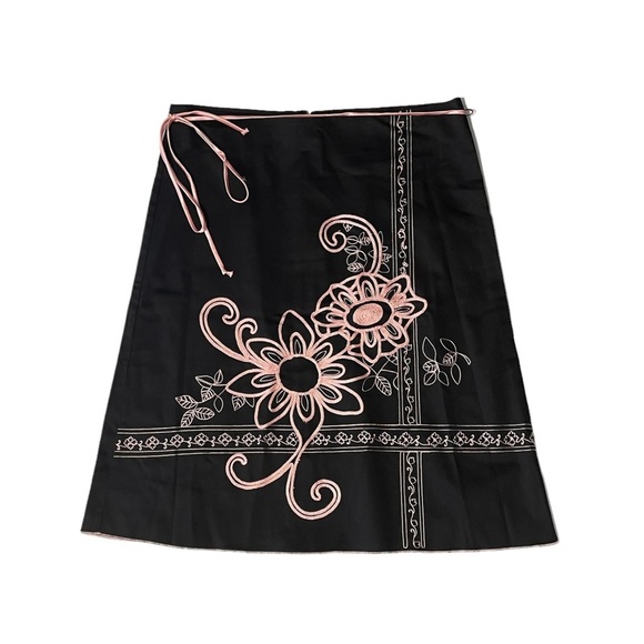 Heart Soul | Skirts | Heart Soul Y2k Black Light Pink Floral Above The ...